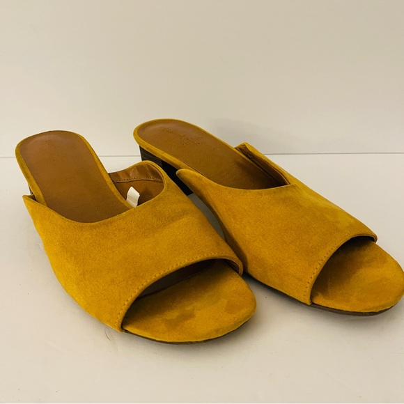 Universal Thread | Shoes | Universal Thread Rosalynn Mustard Yellow ...